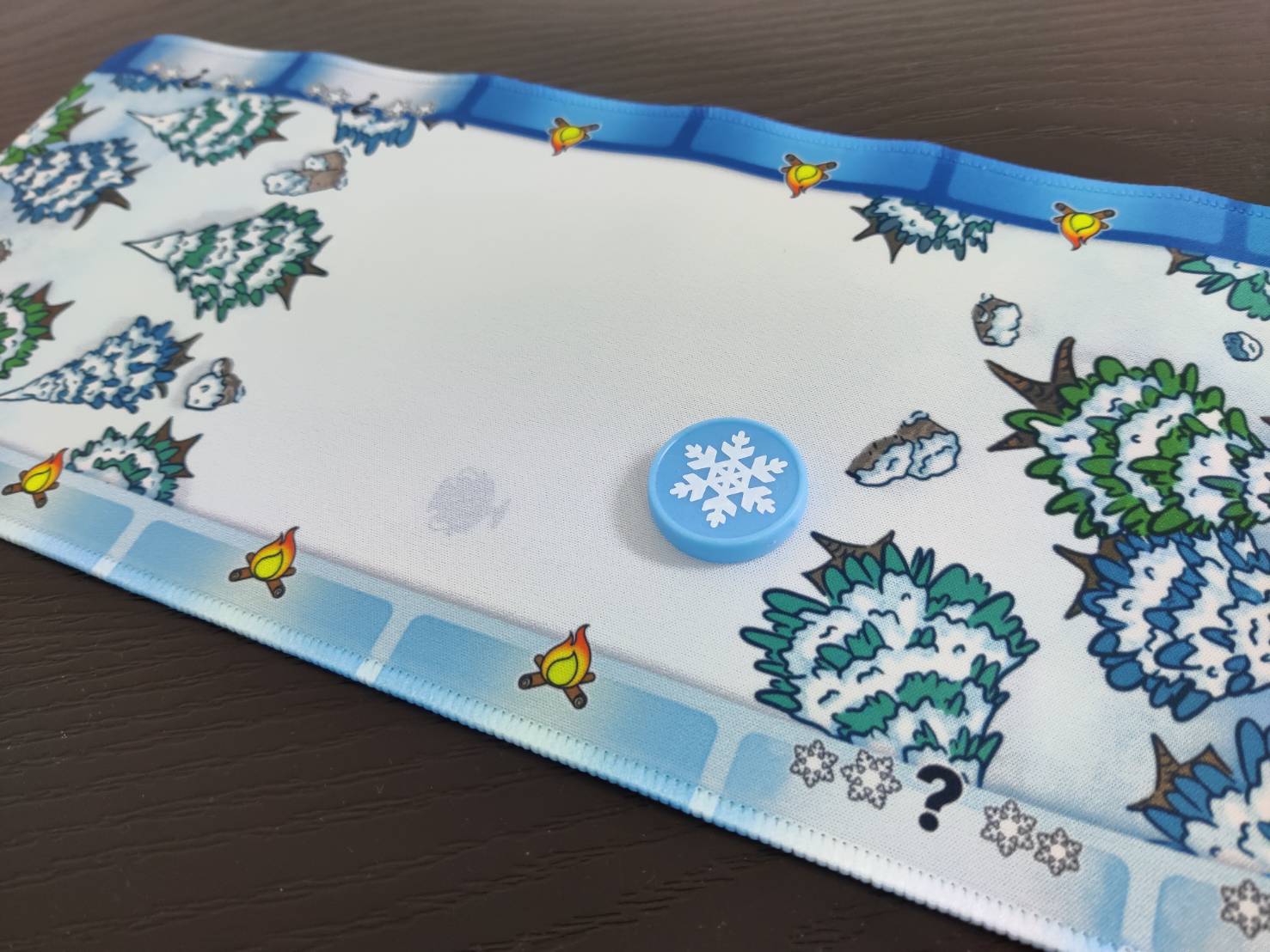 CHALLENGERS: WINTER PLAYMAT กระดานสนามแข่งฤดูหนาว TH – Tower Tactic Games